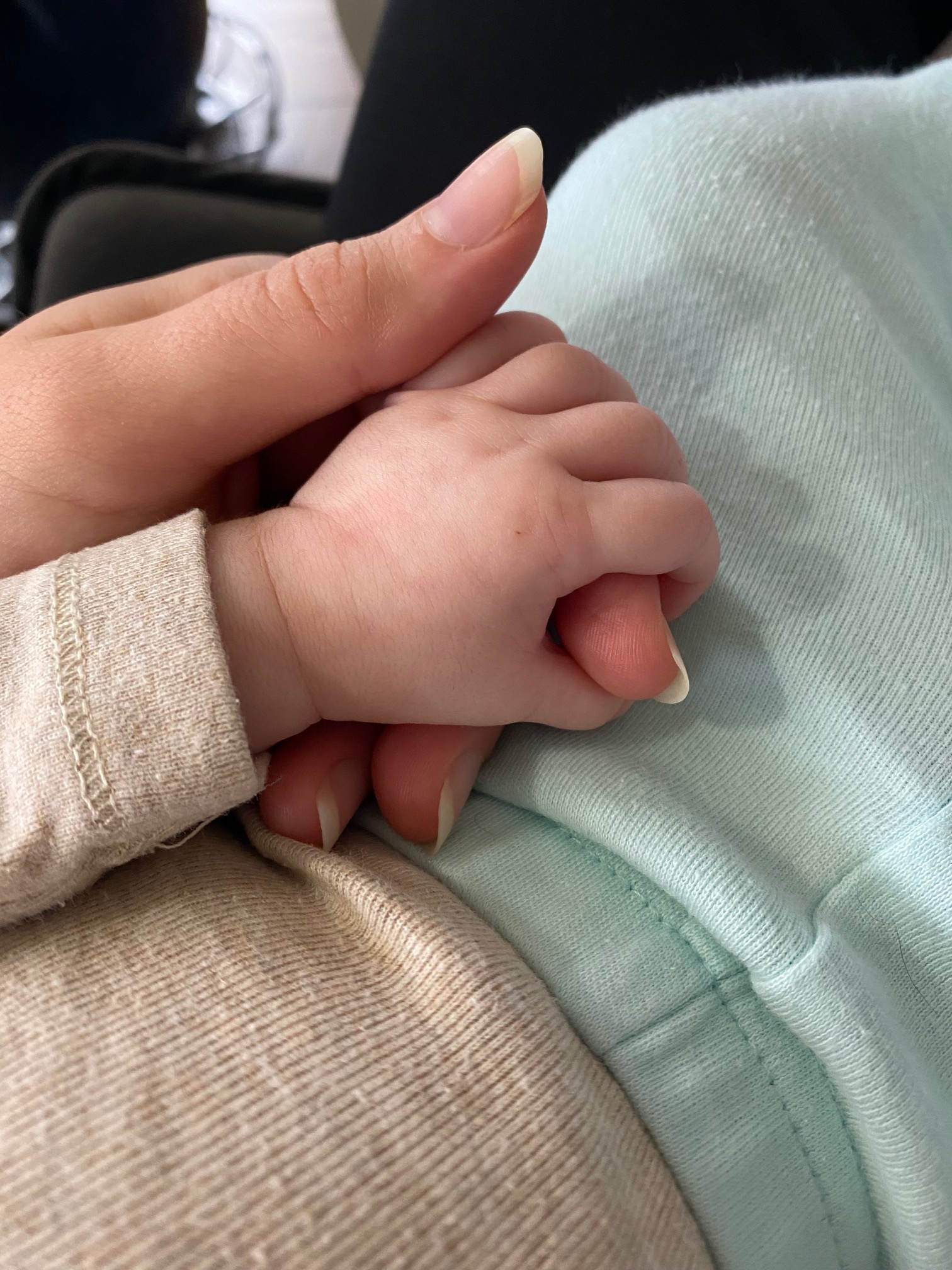 Postpartum Body Image Tips From An Eating Disorder Therapist With Lived ...